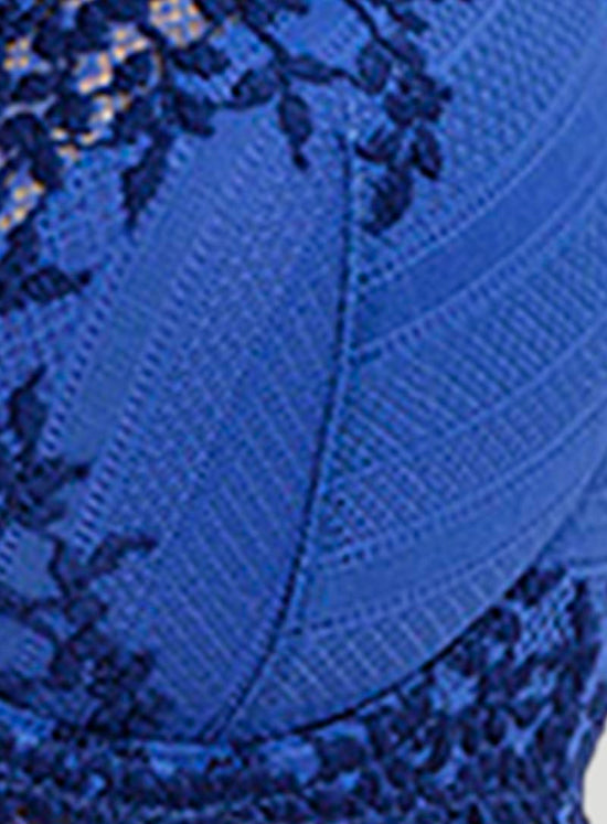 Wacoal: Embrace Lace Plunge Underwired Bra Bellwether Blue – DeBra's